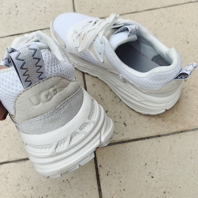 写真 (2枚目) - 履き心地抜群![UGG]のハイテクスニーカーは1度履いたら手放せない。 - - LOCARI（ロカリ）