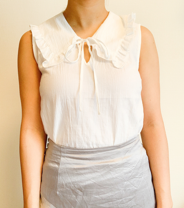 写真 (1枚目) - このデザインで1490円！？GUの新作ブラウスが今までにないオシャレさです！ - - LOCARI（ロカリ）