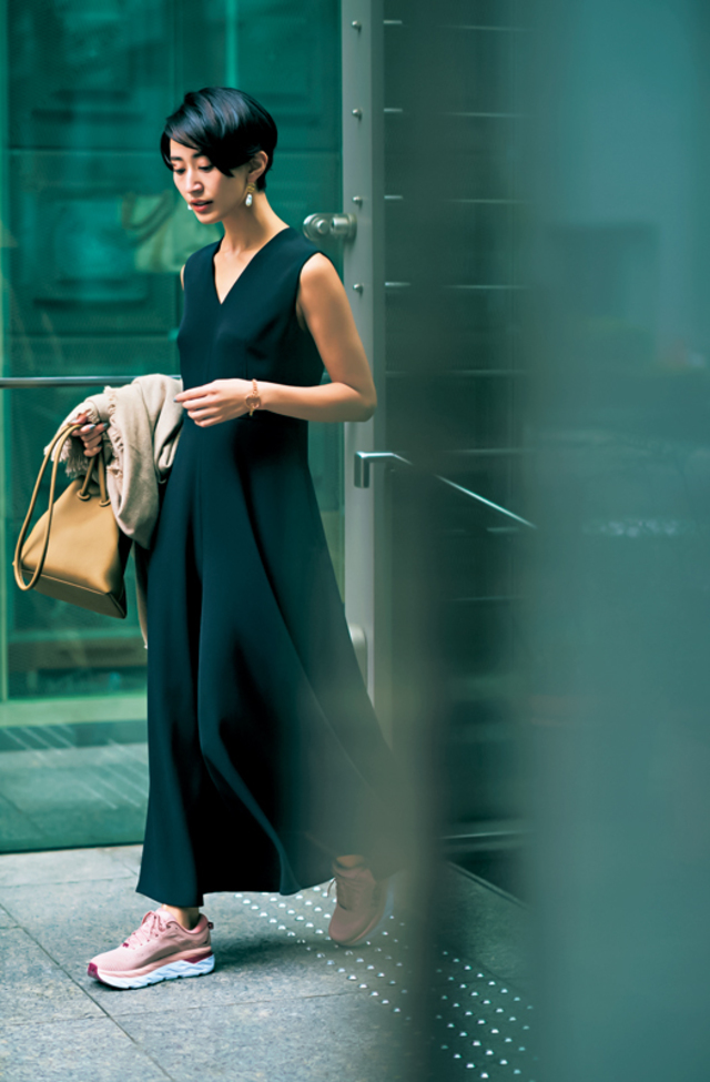 写真 (2枚目) - トレンドスニーカーの正解は「emmi」にある！話題の限定コラボ3選 - LOCARI（ロカリ）