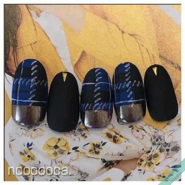 写真 (12枚目) - 秋冬はやっぱりコレ♡『チェックネイル』ランキングTOP10 - LOCARI（ロカリ）