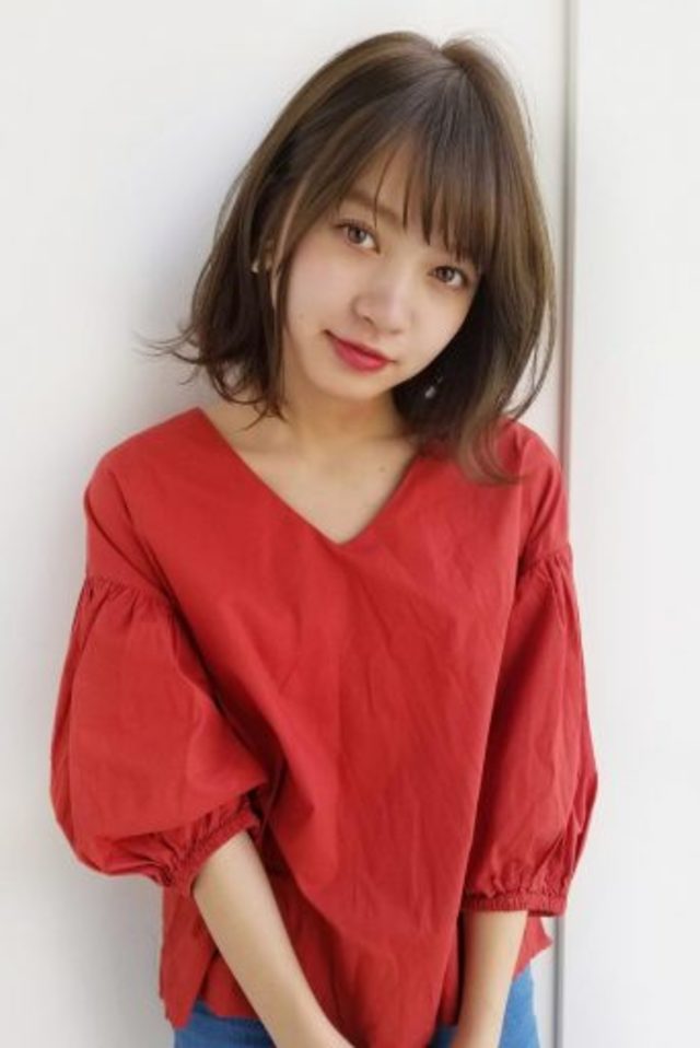 写真 (5枚目) - 自然とこなれ顔に。2020秋冬のおしゃれヘア[くびれボブ]最旬4スタイル - LOCARI（ロカリ）