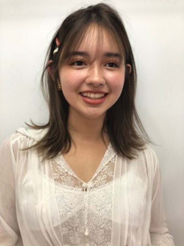 写真 (6枚目) - モテすぎ注意報！前髪ありミディアムスタイル9選 - LOCARI（ロカリ）