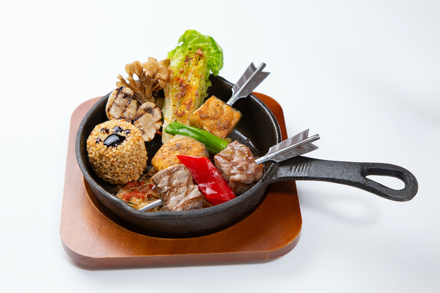 写真 (3枚目) - スヌーピーが料理長に！「帝国ホテル×PEANUTS」コラボは夢いっぱい - LOCARI（ロカリ）