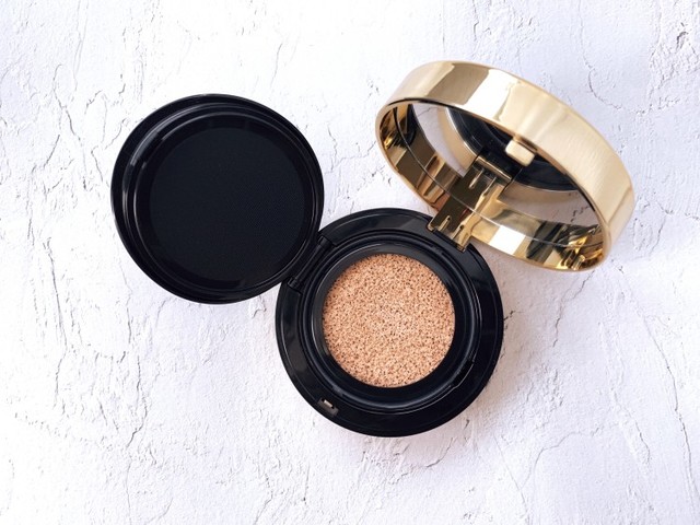 写真 (7枚目) - Fujiko、YSL、SUQUU…2020秋冬注目ファンデ！正直レビュー - - LOCARI（ロカリ）