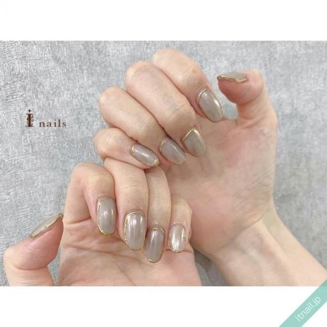 写真 (7枚目) - 秋冬ネイル、迷ったらコレ♡「グレージュネイル」TOP8 - LOCARI（ロカリ） - LOCARI（ロカリ）