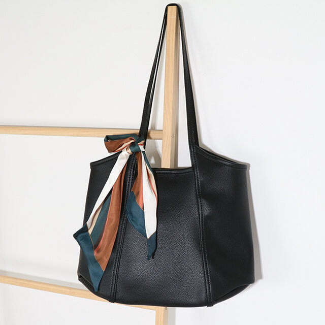 写真 (6枚目) - A4が入るのにおしゃれ♡周りと差がつく「褒められお仕事バッグ」6選 - LOCARI（ロカリ）