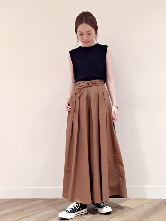 写真 (5枚目) - 夏のモテコーデ♡大人のスポーティーMIXは上品さがマスト - LOCARI（ロカリ）