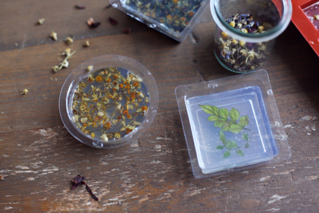 写真 (8枚目) - まるでお店のような仕上がり！DIYで楽しむフラワーソープが素敵♡ - LOCARI（ロカリ）