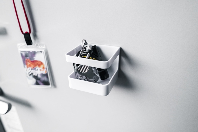 写真 (8枚目) - その手があったか！ダイソーのドアに付けられる「傘立て」がめっちゃ優秀だ。 - LOCARI（ロカリ）