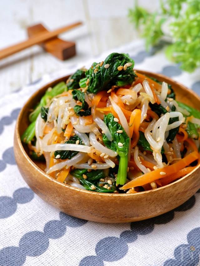 写真 (6枚目) - お気に入り数3000超え！おかわり必至「大人気ごはんもの」レシピ10選 - - LOCARI（ロカリ）