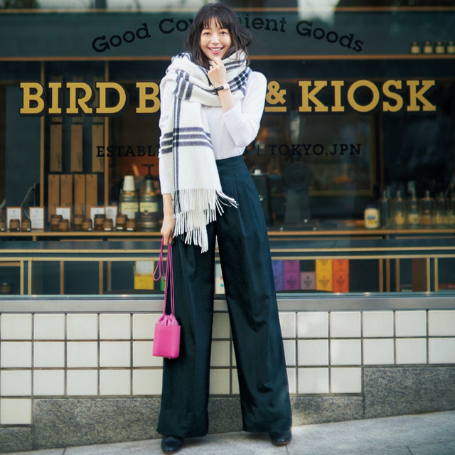 写真 (1枚目) - 真冬のあったか＆スタイルアップコーデまとめ[30代の1週間コーデまとめ] - LOCARI（ロカリ）