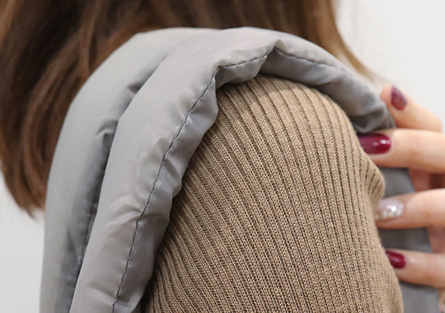 写真 (5枚目) - 「去年完売した付録よりスゴい！」A4もすっぽり♡アジョリーキルティングバッグつき最新ムック - LOCARI（ロカリ）