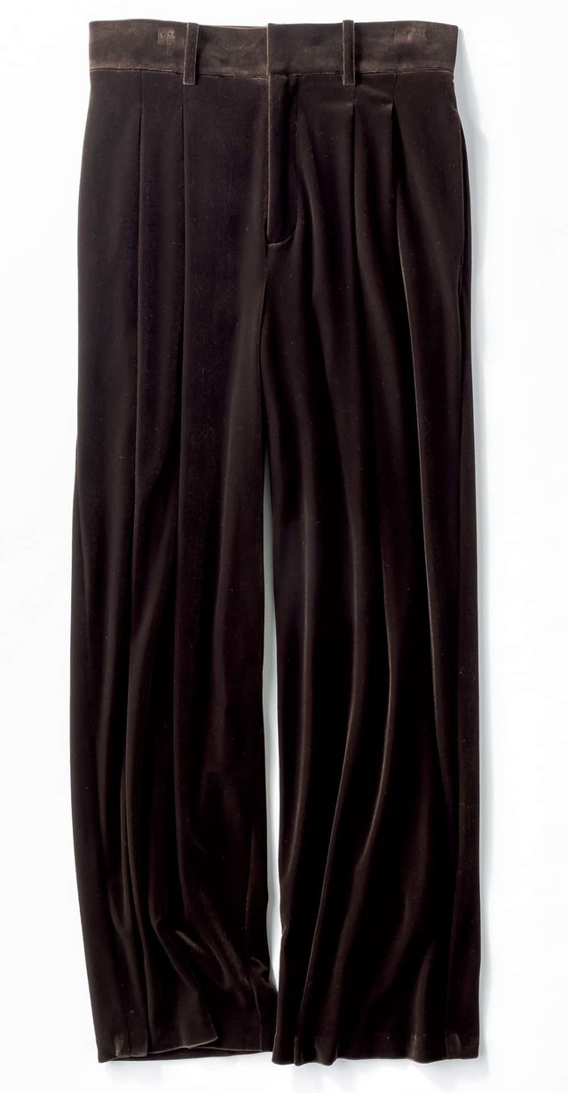 写真 (2枚目) - 3つの体型別にガチ試着で判明！ 40代向けEC・6ブランドの「買い」アイテム＆サイズ - LOCARI（ロカリ）