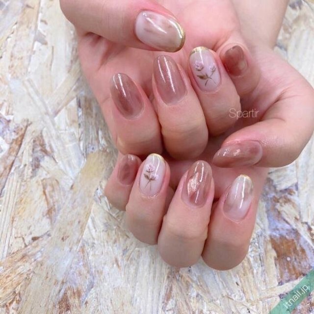 写真 (6枚目) - 優しい雰囲気がかわいい♡「フラワーネイルデザイン」TOP8 - LOCARI（ロカリ） - LOCARI（ロカリ）