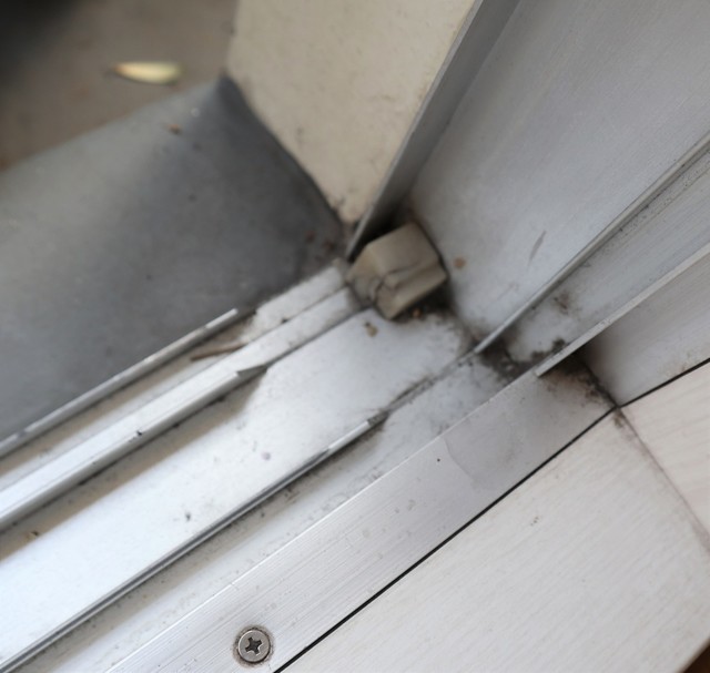 写真 (14枚目) - 全ズボラ感涙[ダイソー]激落ちくんに衝撃「ラクすぎ掃除グッズ2TOP」神ビフォーアフター - LOCARI（ロカリ）