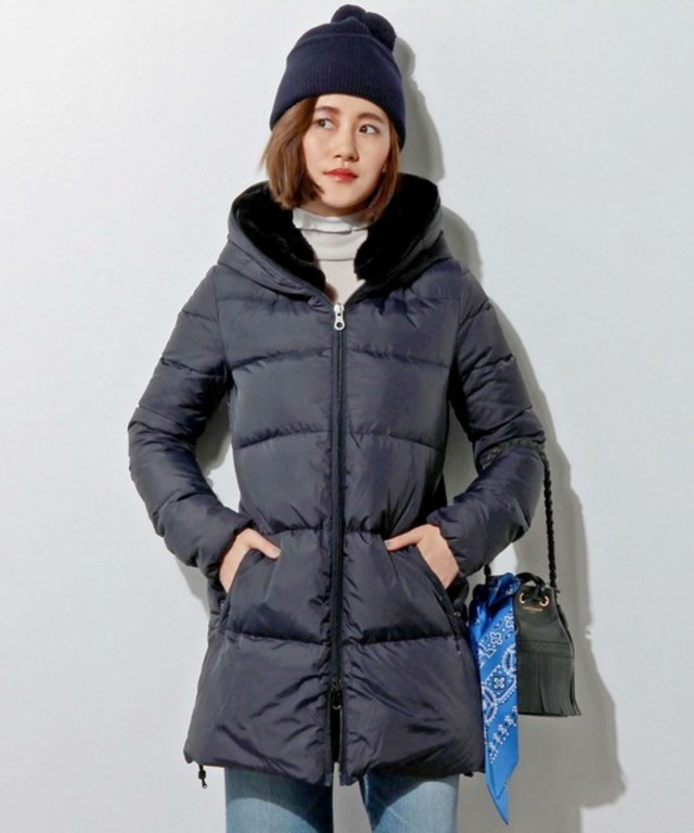 写真 (2枚目) - 冬の必需品♡ダウンジャケットを着膨れさせない5つの方法 - LOCARI（ロカリ）