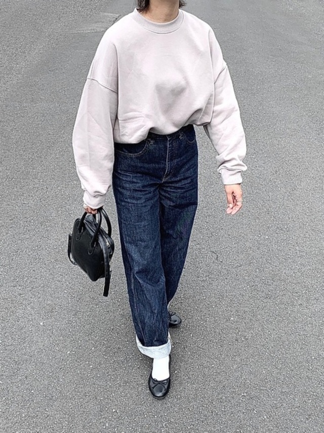 写真 (2枚目) - リアルに爆売れしたGU「オーバーサイズスウェット」が値下げ中！まだ間に合うから急げー！ - LOCARI（ロカリ）