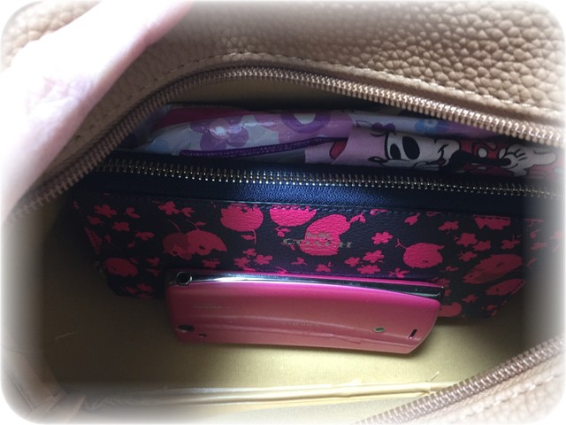 写真 (3枚目) - 付録以上は当たり前！InRedとsteady.2月号付録は大人め上質バッグ♡ - LOCARI（ロカリ）