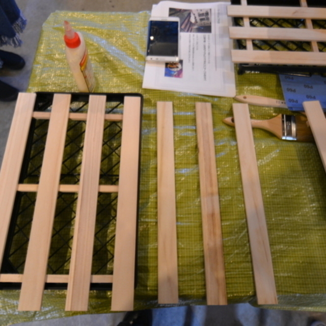 写真 (2枚目) - 自分好みに作れる折りたたみテーブルをDIY。リモート用〜おしゃれなテーブルまで - - LOCARI（ロカリ）