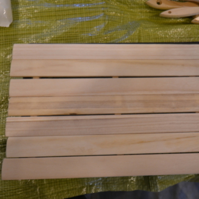 写真 (3枚目) - 自分好みに作れる折りたたみテーブルをDIY。リモート用〜おしゃれなテーブルまで - LOCARI（ロカリ）