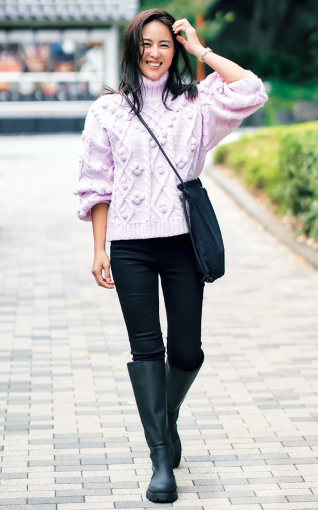 写真 (1枚目) - [ZARA]着映えアイテム7選！オシャレ上手の旬コーデSNAP - LOCARI（ロカリ） - LOCARI（ロカリ）