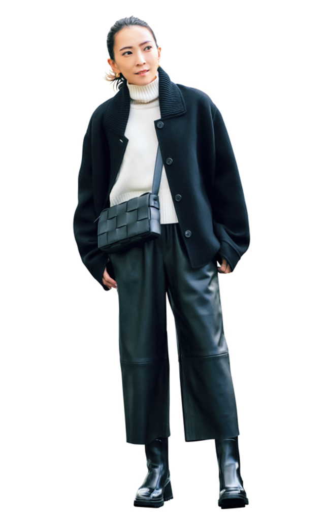 写真 (2枚目) - [ZARA]着映えアイテム7選！オシャレ上手の旬コーデSNAP - LOCARI（ロカリ）