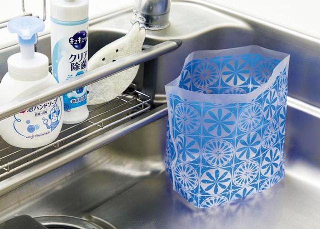 シンク内ゴミ袋は水切り・自立が正解！ ニトリ、カインズ抑えてのベストは？ - LOCARI（ロカリ）