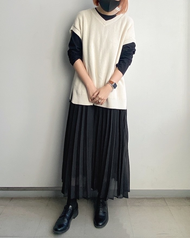 写真 (8枚目) - 発想がすごすぎるよ！GU「2490円ニット」はベストにもカーディガンにもなる優れものです - LOCARI（ロカリ）