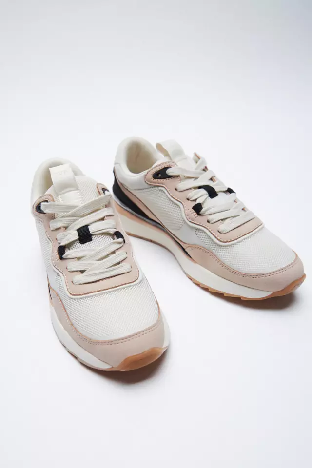 写真 (11枚目) - 早い人はGET済み♡買わなきゃ後悔「ZARA」トレンドシューズ12選 - LOCARI（ロカリ）