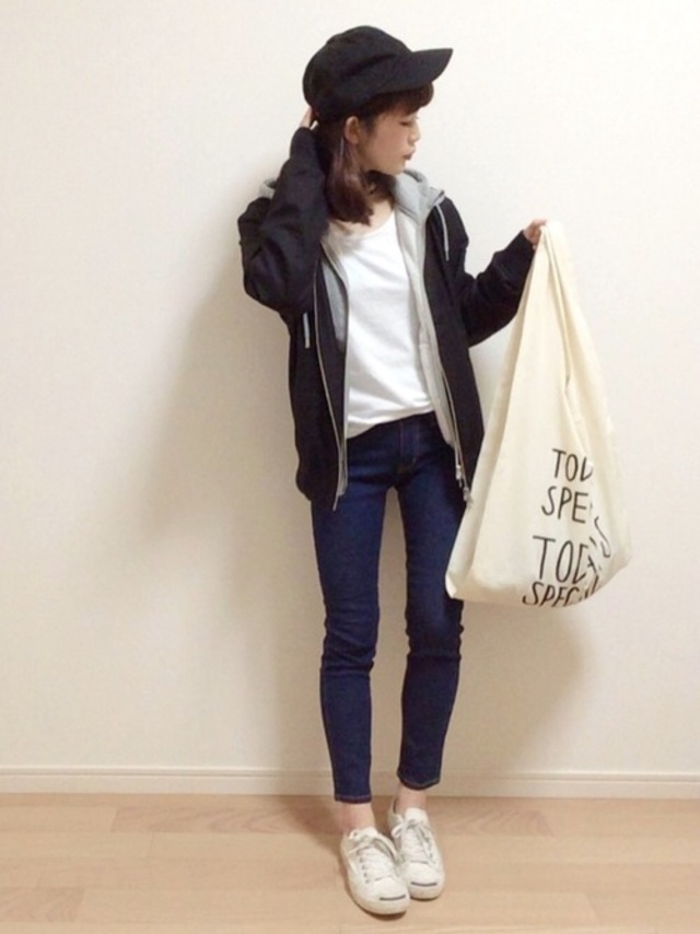 写真 (1枚目) - 春は「スポーツMIX女子」にトライ♡ 初心者さん向け”キャップの被りこなし方” - LOCARI（ロカリ）