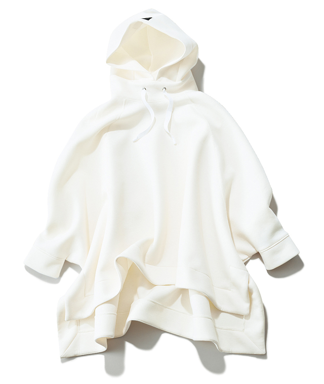 写真 (2枚目) - 春パーカーの注目はポンチョ型！通勤できるきれいめコーデ4選[2021] - - LOCARI（ロカリ）