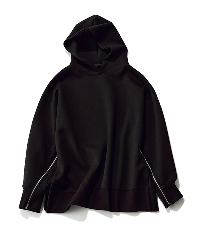 写真 (6枚目) - 春パーカーの注目はポンチョ型！通勤できるきれいめコーデ4選[2021] - LOCARI（ロカリ）