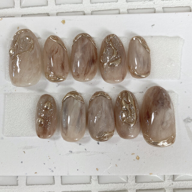 写真 (14枚目) - 卒業式や入学式にも！minneで買えるオシャレな「ネイルチップ」12選 - LOCARI（ロカリ）