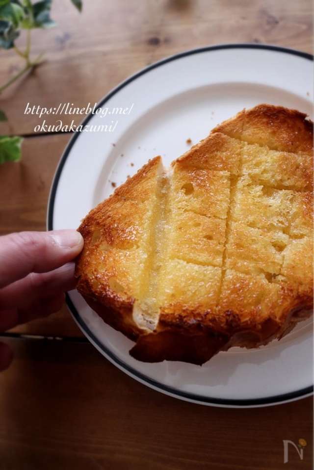 写真 (2枚目) - 朝はパン派の人必見！めちゃウマ「幸せ朝ごはん」12選 - LOCARI（ロカリ）