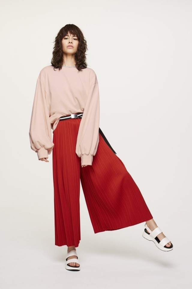 写真 (7枚目) - デザインがパワーアップ！ おしゃれなGUスポサン1490円〜の争奪戦スタート♡ - LOCARI（ロカリ）