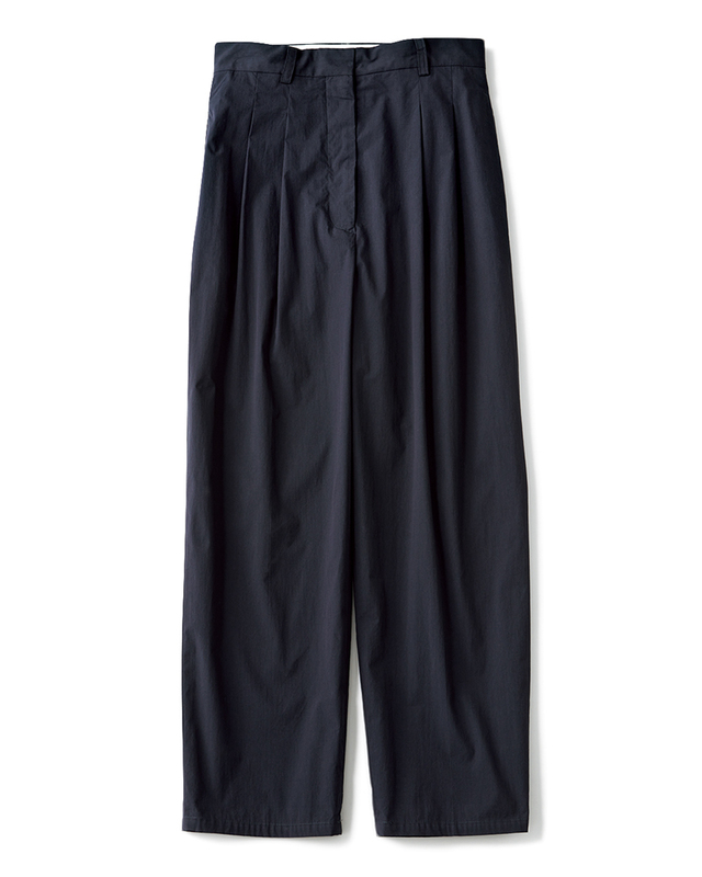 写真 (4枚目) - こなれ見えパンツは“多タック”！30代のきれいめボトムス4選[2021] - LOCARI（ロカリ）