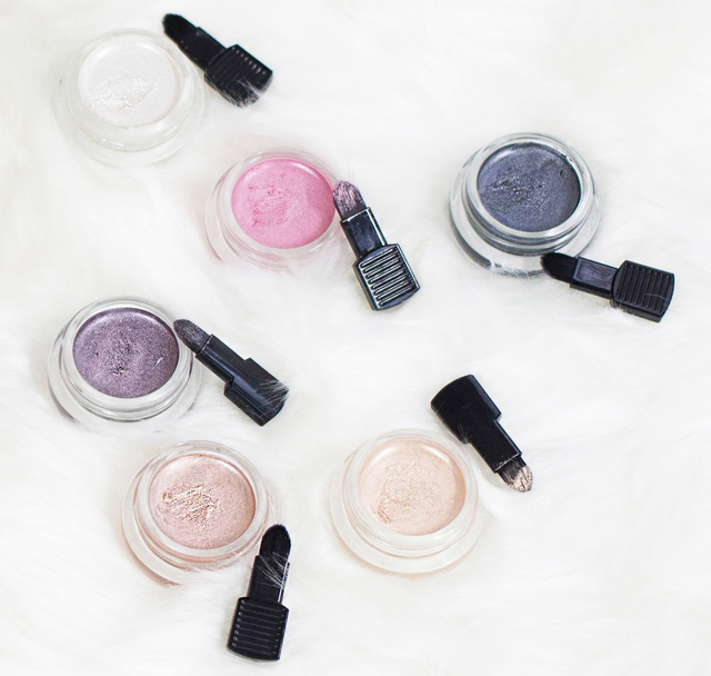 写真 (4枚目) - 肌に溶け込むツヤ美色♡「生ツヤeye」にぴったりなアイシャドウ発見！ - LOCARI（ロカリ）