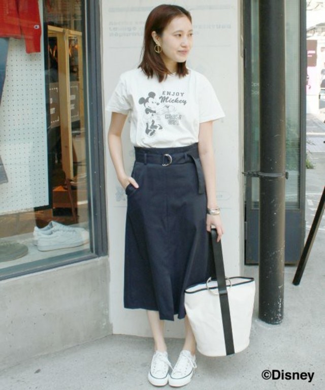 写真 (9枚目) - 売り切れる前にチェック！ トレンドTシャツの着こなし大図鑑21 - LOCARI（ロカリ）