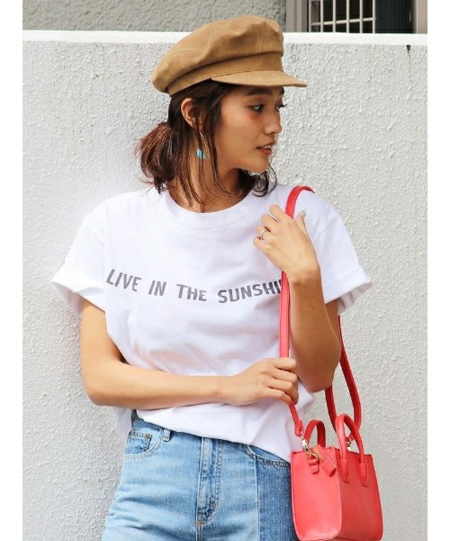 写真 (11枚目) - 売り切れる前にチェック！ トレンドTシャツの着こなし大図鑑21 - LOCARI（ロカリ）