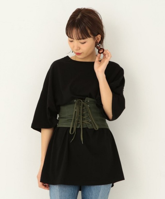 写真 (19枚目) - 売り切れる前にチェック！ トレンドTシャツの着こなし大図鑑21 - LOCARI（ロカリ）