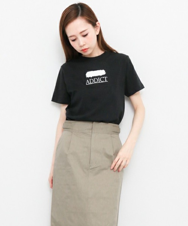 写真 (3枚目) - 売り切れる前にチェック！ トレンドTシャツの着こなし大図鑑21 - LOCARI（ロカリ）