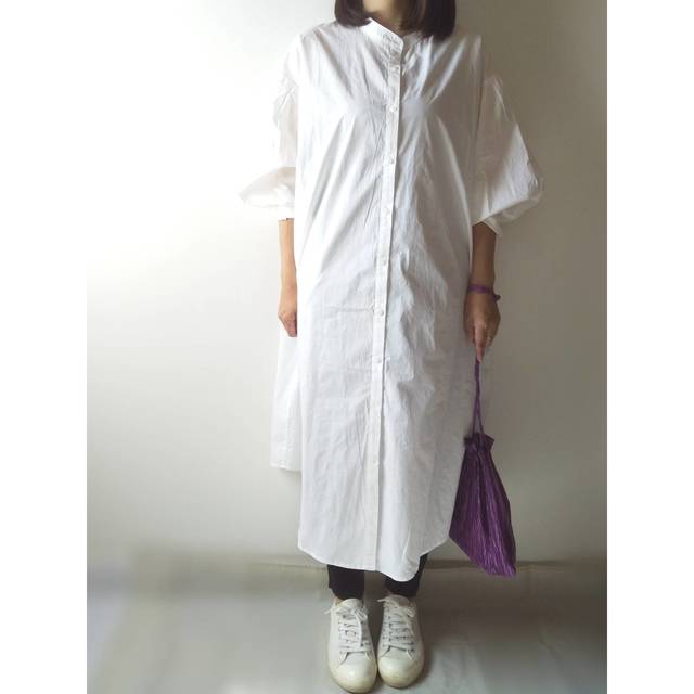 写真 (1枚目) - ワンピースにレギンスはもうNG？ダサ見えしない、ほめられワンピースお手本コーデ術 - LOCARI（ロカリ）