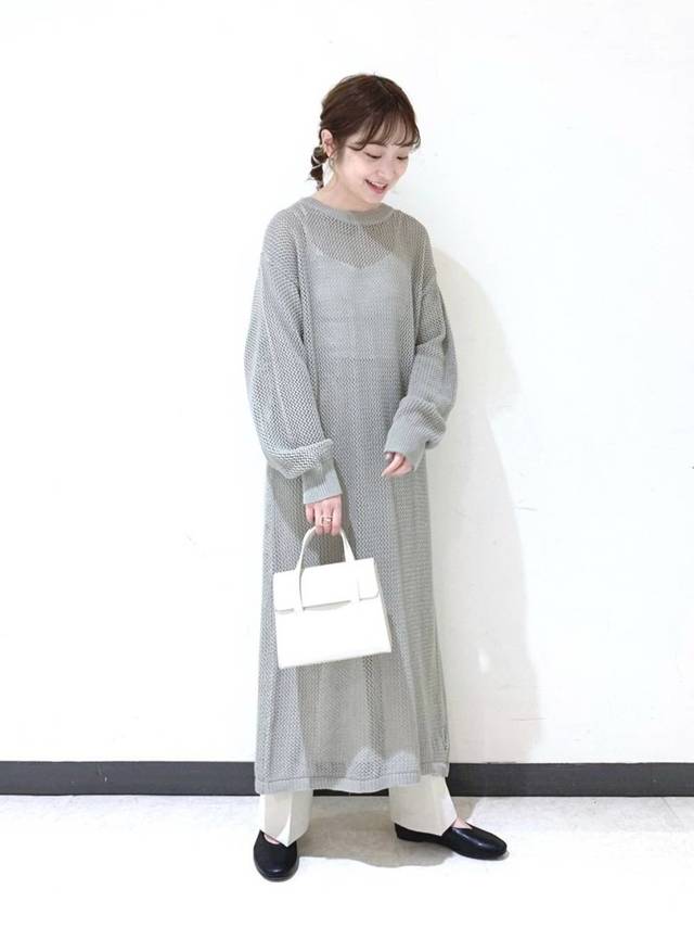 写真 (5枚目) - ワンピースにレギンスはもうNG？ダサ見えしない、ほめられワンピースお手本コーデ術 - LOCARI（ロカリ）