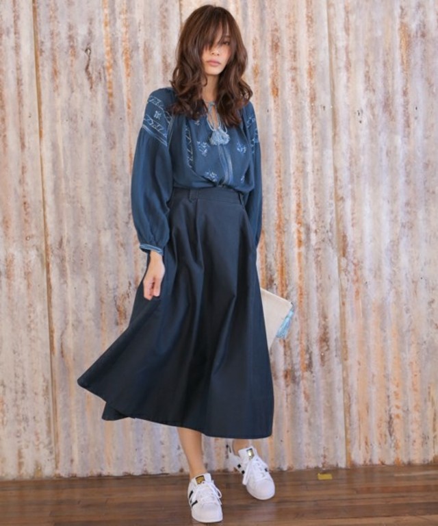 写真 (4枚目) - 大ヒット中の「刺繍アイテム」♡オフィスでもOKのデザインはこれ♡ - LOCARI（ロカリ）