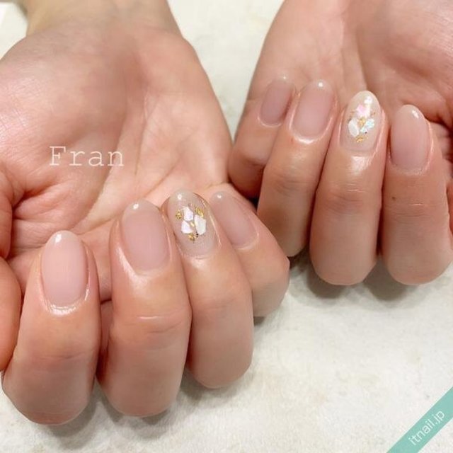 写真 (7枚目) - 新生活におすすめ！きちんと見える「ヌーディネイル」TOP8 - LOCARI（ロカリ）