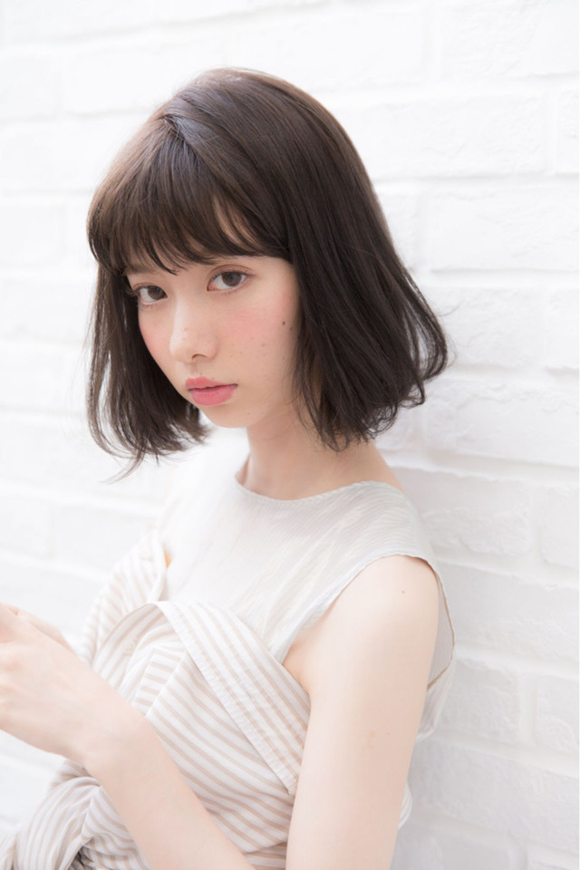 写真 (8枚目) - 子供っぽくならない！涼しげ夏のボブスタイル10選 - LOCARI（ロカリ）