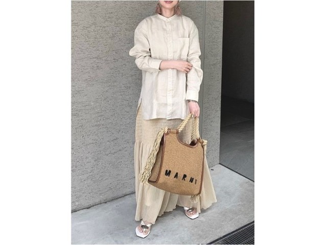 写真 (2枚目) - ユニクロ最新アイテムで大人の2021春夏トレンドコーデ5 - LOCARI（ロカリ）