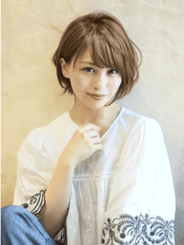 写真 (3枚目) - 丸顔だからこそ似合う♪小顔見えが叶うショートヘア[2021初夏] - LOCARI（ロカリ）