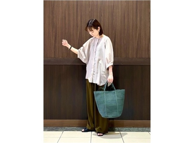 写真 (2枚目) - 脱ユニクロ！40代の女性が通販で買いたい優秀プチプラブランド5 - LOCARI（ロカリ）