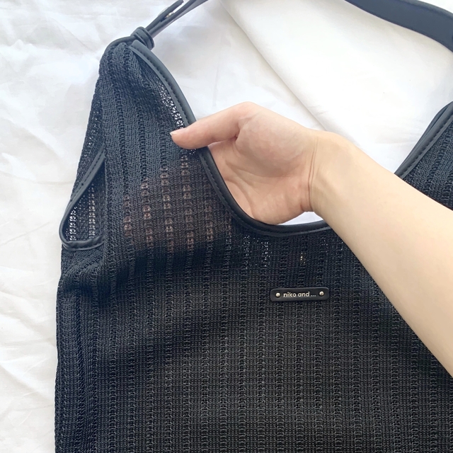 写真 (3枚目) - これが3000円台は嬉しい。ニコアンドの「2WAYバッグ」大容量なのにオシャレなんです！ - LOCARI（ロカリ）